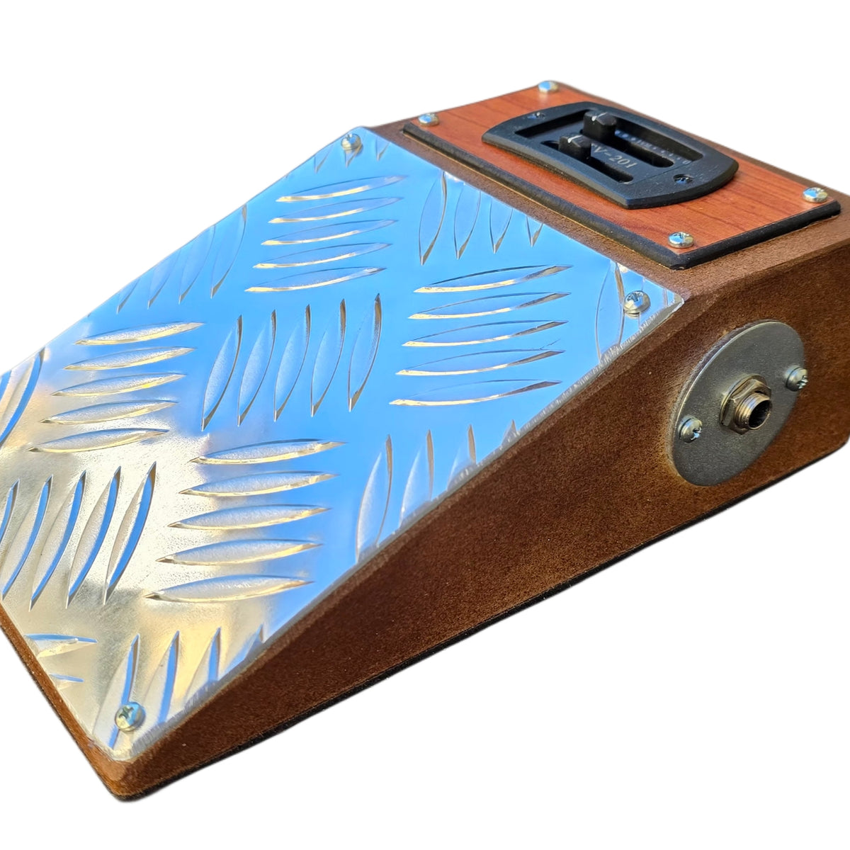 Cuneo stomp-box Magnum – Matteacci's Cigar Box Guitar